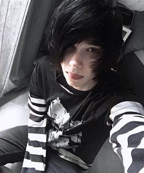 Pin By Undead Addict On Emo Emo Fashion Boys Cute Emo Boys Hot Emo Boys