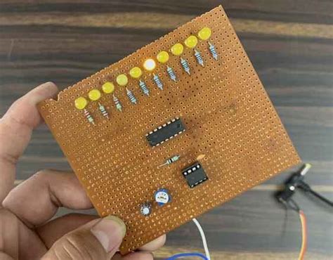 Led Chaser Circuit Using 555 Timer Ic And Cd4017