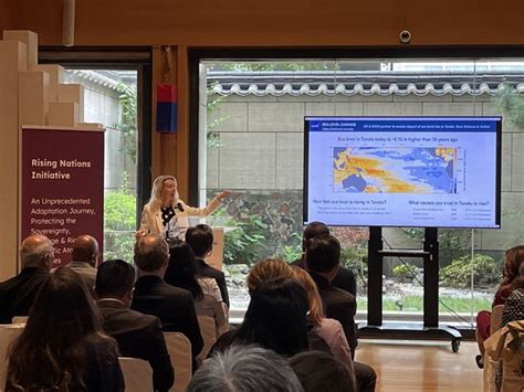 태평양 섬나라 투발루 70년 후엔 해수면 2m 상승 태평양 섬나라 투발루 70년 후엔 해수면 2m 상승