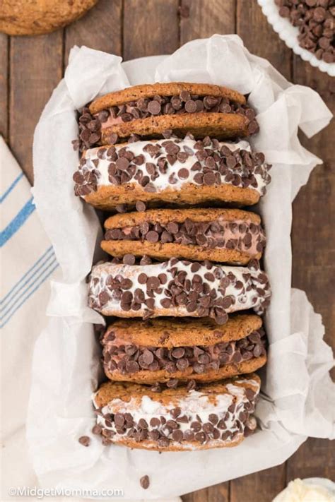 Chocolate Chip Cookie Ice Cream Sandwiches • Midgetmomma