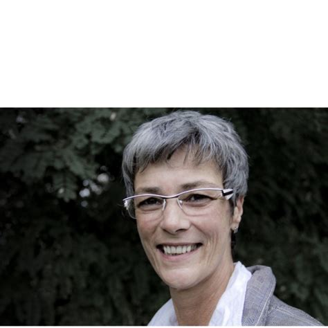 Iris Hagen Heilpraktikerpraxis And Geschäftsführerin Bianxing Die