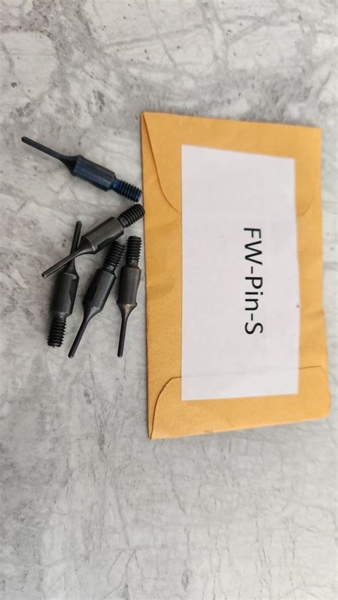 Spare Decapper Pins Small Pack Of 4 Rollsizer