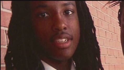 Kendrick Johnson Found Dead Inside High School Gym Mat In Valdosta Georgia City Towner