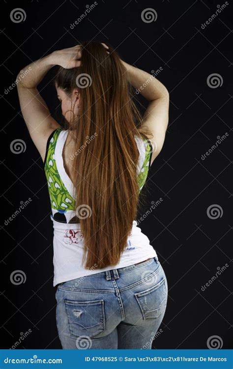 Sexy Curvaceous Jonge Vrouw Stock Afbeelding Image Of Opgeheven Zomer