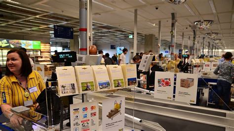 Бојкот трговинa у Хрватској Нема куповине због високих цена — Rt Balkan