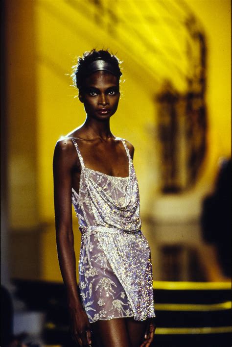 Atelier Versace Fall 1997 Couture Accessories Photos Vogue Atelier