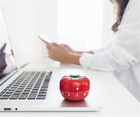 10 Practical Pomodoro Technique Examples For Productivity