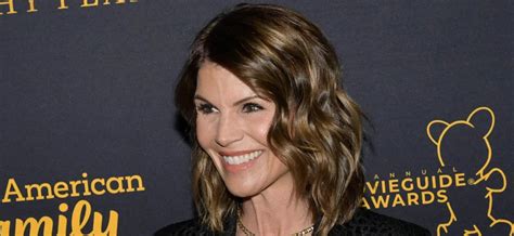 Lori Loughlin And Mossimo Giannullis Daughters Arent Taking Sides