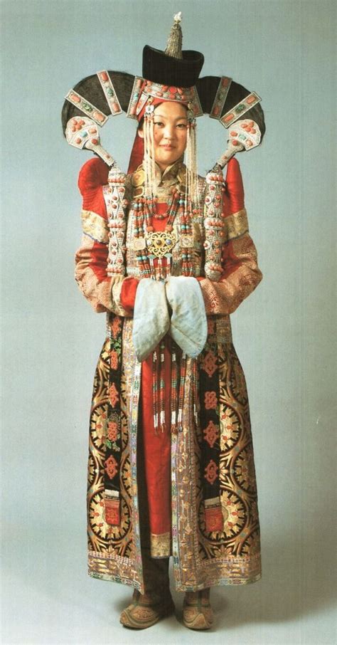 This Hairstyle Was Particularly Popular With The Halh The Braid