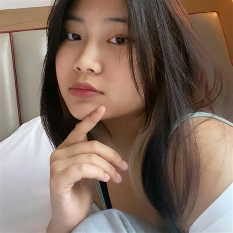 Pin Oleh 나 예쁜 Di Rpi Fotografi Potret Diri Potret Diri Gambar