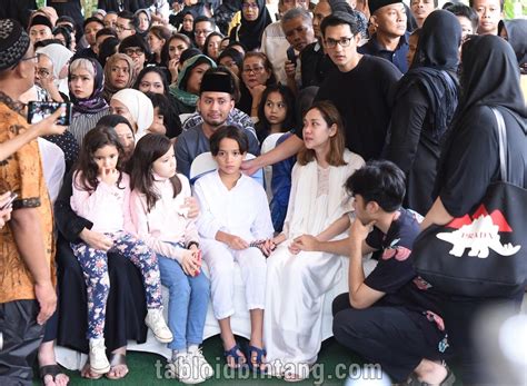 Ashraf Sinclair Dan Keluarga