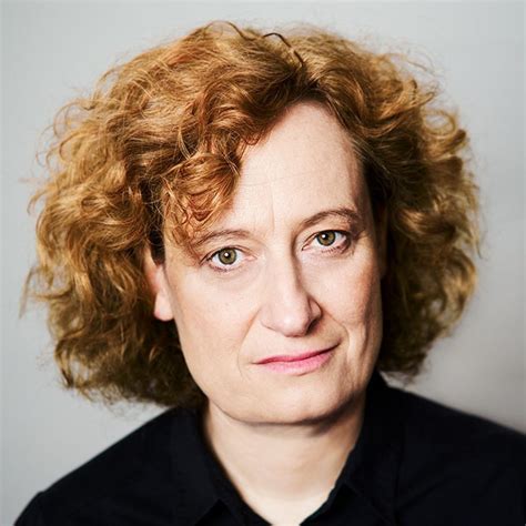 Hannah Ringham Shakespeares Globe