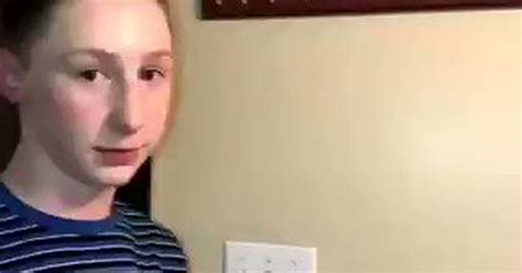 Vef Visto En Las Redes Dios Este Vídeo Tiene Tantos Años Que Probablemente El Chaval Tenga