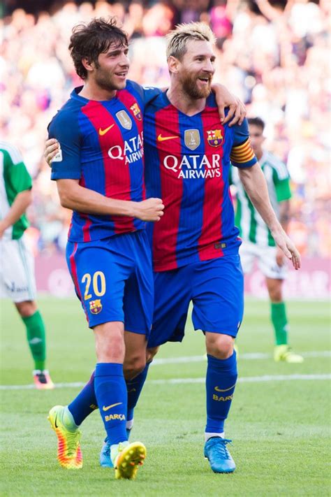 Sergi Roberto And Lionel Messi 2016 Barcelona Football Lionel Messi Messi