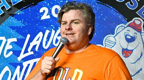 Comics Like Tim Dillon Helped Trump Reach Young Men Democrats Want In On The Joke Cnn Politics