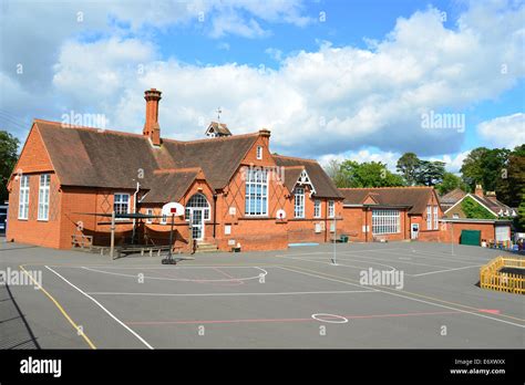 St Michaels Church Of England Primary School High Street Sunninghill