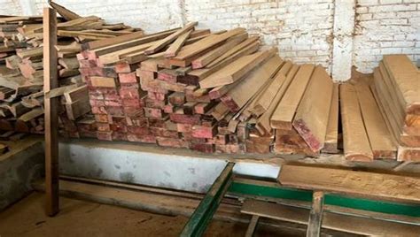 Hardwood Rectangular Planks At ₹ 1200 Cubic Feet Wooden Plank In