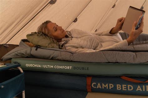 Materac samopompujący Quechua Ultim Comfort 136 cm - dla 2 osób QUECHUA ...