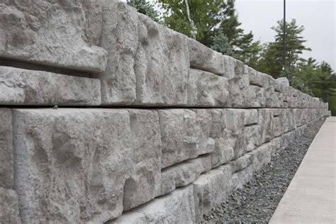 Concrete Block Retaining Wall