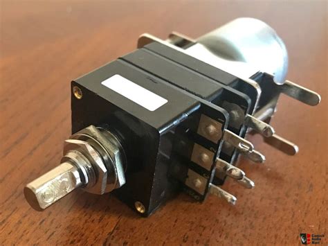 Potentiometer Tkd Motorized Volume Control Photo 3799103 Us Audio Mart