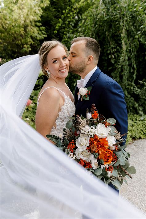 Intimate Fall Mackinac Island Wedding Samantha Zach