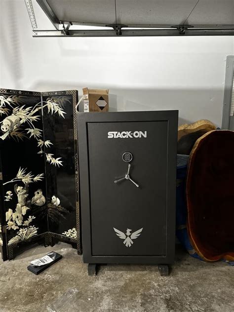 Stack On 42 Gun 17 18 Cu Ft Electronic Key Lock Fireproof Gun Safe At