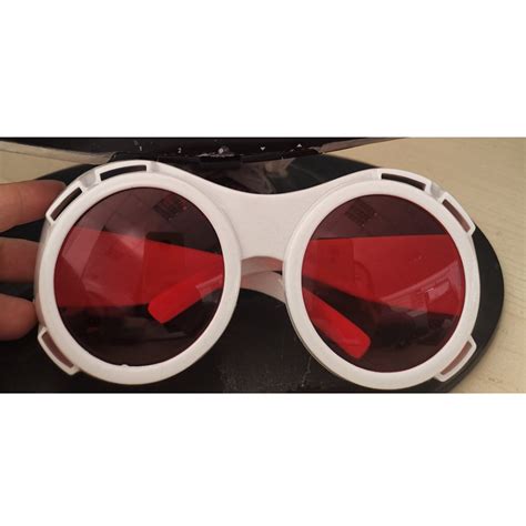 Willy Wonka With Glasses Uk