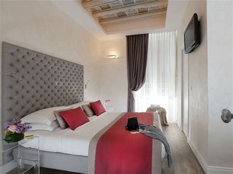 Standard Rooms Near Piazza Navona Hotel In Rome