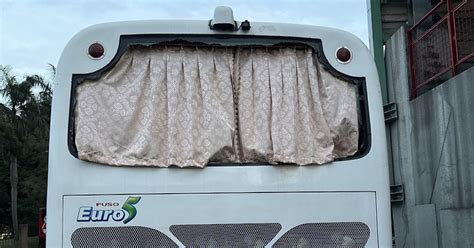 이주형의 타구로 유리창 깨진 대표팀 차량