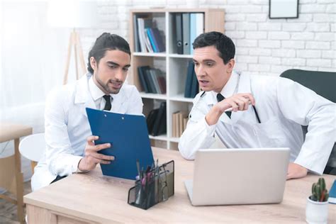 Complete Guide On Medical Dictation And Transcription 2024 Revmaxx