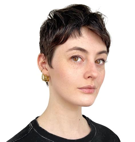 30 Current Androgynous Gender Neutral And Non Binary Haircuts