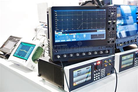 Digital Oscilloscope And Spectrum Analyzer Stock Image Image Of Electrical Digital 148872103
