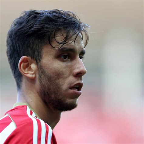 Ricky Alvarez Hairstyle