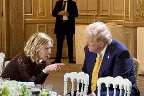 Мелони се сретна со Трамп на имотот Мар а Лаго во државата Флорида Канал 5