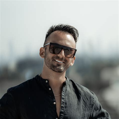 Joseph Angelo — Bio Site