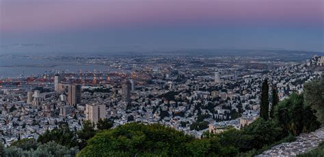 Pemandangan Matahari Terbenam Dari Gunung Carmel Ke Pusat Kota Dan