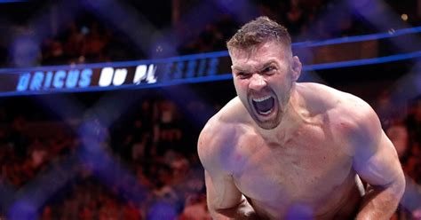 Ufc 미들급 챔피언 또 바뀌었다 페레이라→아데산야→스트릭랜드→뒤 플레시