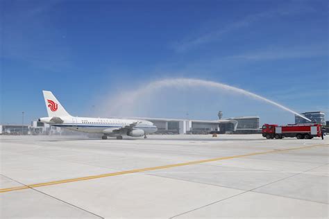 杭州机场新指廊全面启用 国际航班靠桥率大幅提升 中国民用航空网
