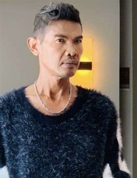 Mamat Exists Syukur Sudah Mempunyai Cucu Pada Pertengahan Usia 40 An