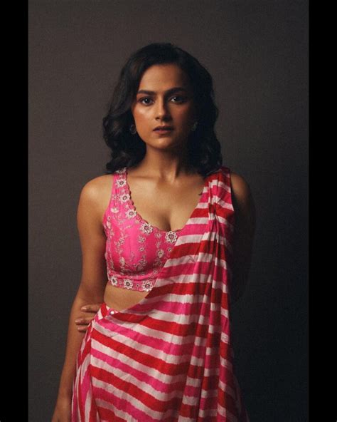 Shraddha Srinath Latest Photos And Wallpapers