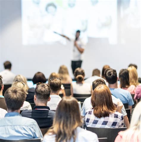 The Complete Guide To Implementing Lecture Recording Systems