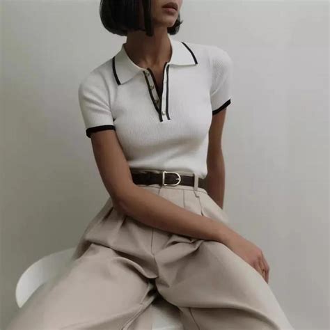 Тонкі трикотажні сорочки в рубчик для жінок модні вирізи поло елегантні сорочки з короткими