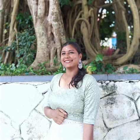 Praseetha Prasad Prasee Thaa • Instagram Photos And Videos