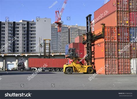 Loaded Container Handler Images Stock Photos Vectors Shutterstock