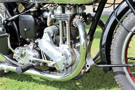 Lot 379 1946 Ariel Ng 350