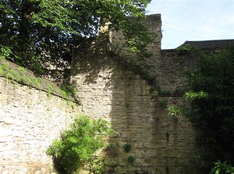 Oxford City Wall