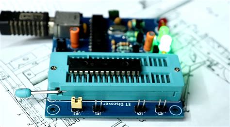 How To Choose A Microcontroller Electronicshacks How To Choose A Microcontroller Electronicshacks