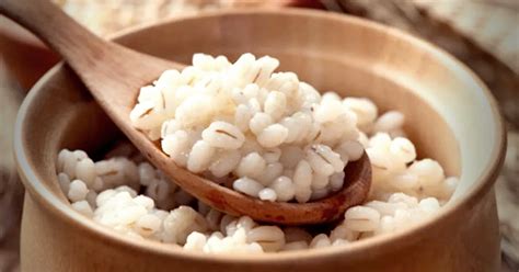 보리쌀 꿈 해몽 7가지 키우는 먹는 받는 주는 심는 씻는