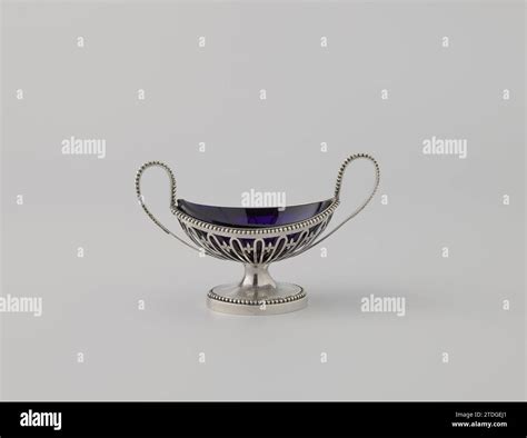 Inner Box Of Blue Glass Nathanael Teuter 1805 Inner Box Of Blue Glass