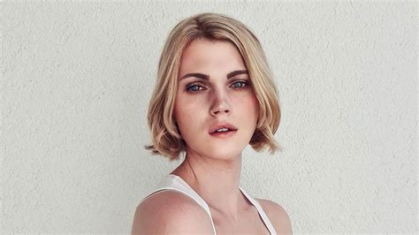 Keine Richtige Frau Gntm Star Lucy Bekommt Extremen Hate